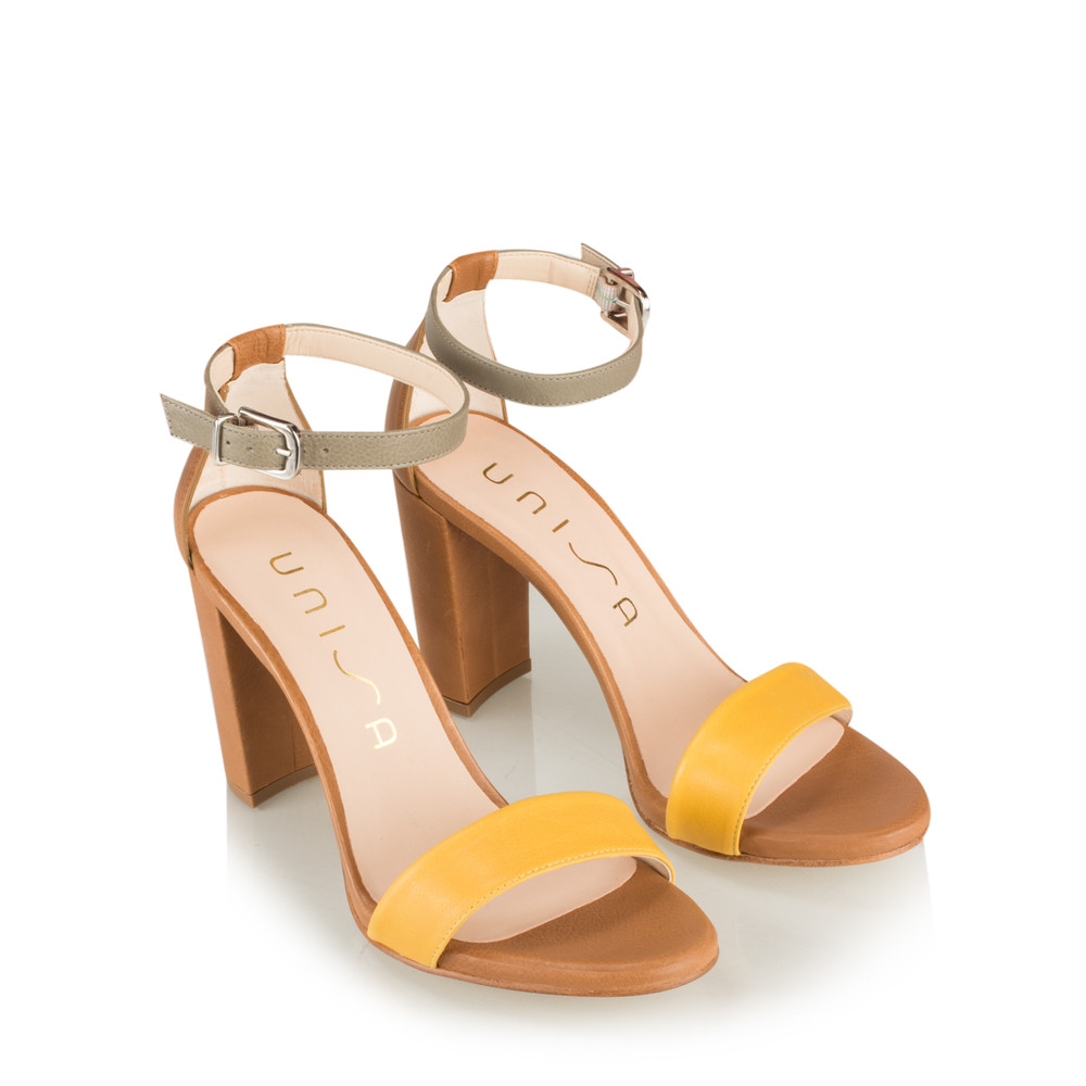 Unisa Shoes Waile Ankle Strap Sandal in Couro Tan