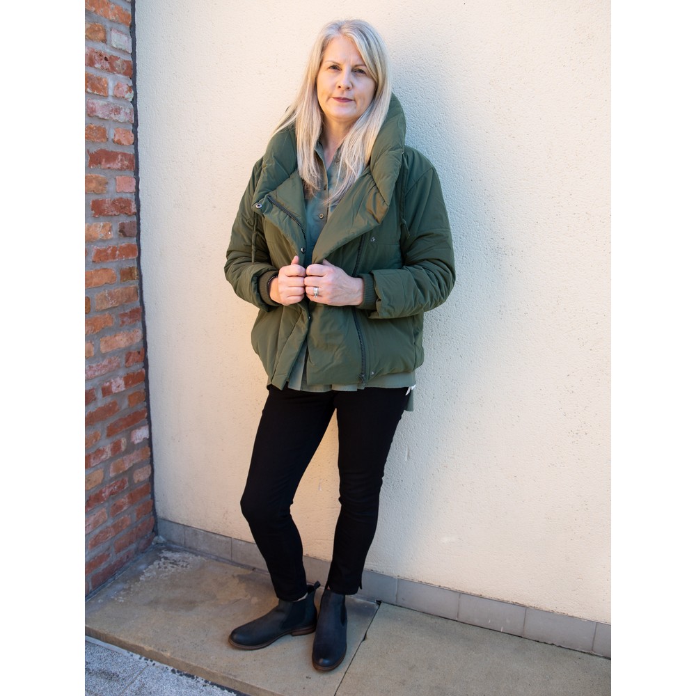 Tirelli Snuggle Collar Jacket in Dark Olive
