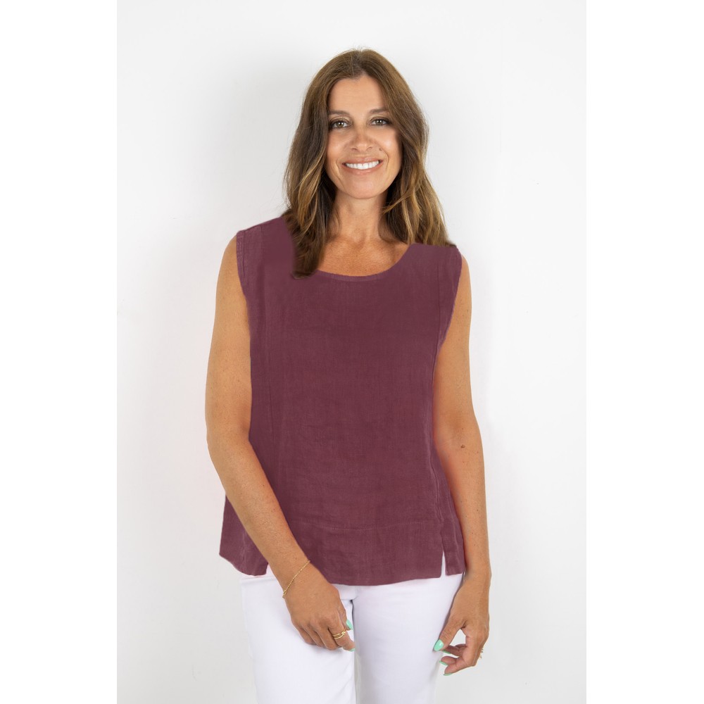 Amazing Woman Lucie Plum Top in Plum