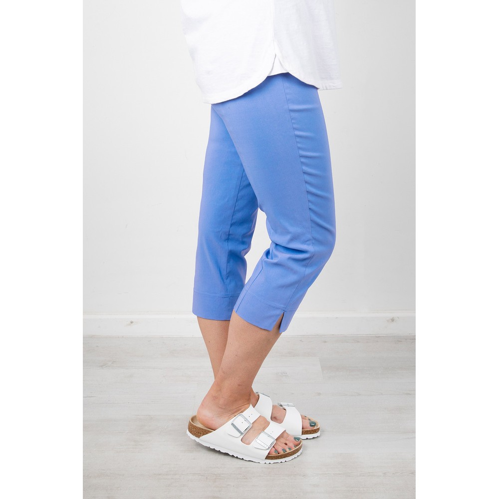 Robell Marie 07 Azure Blue Cropped Trouser in Azure Blue 600