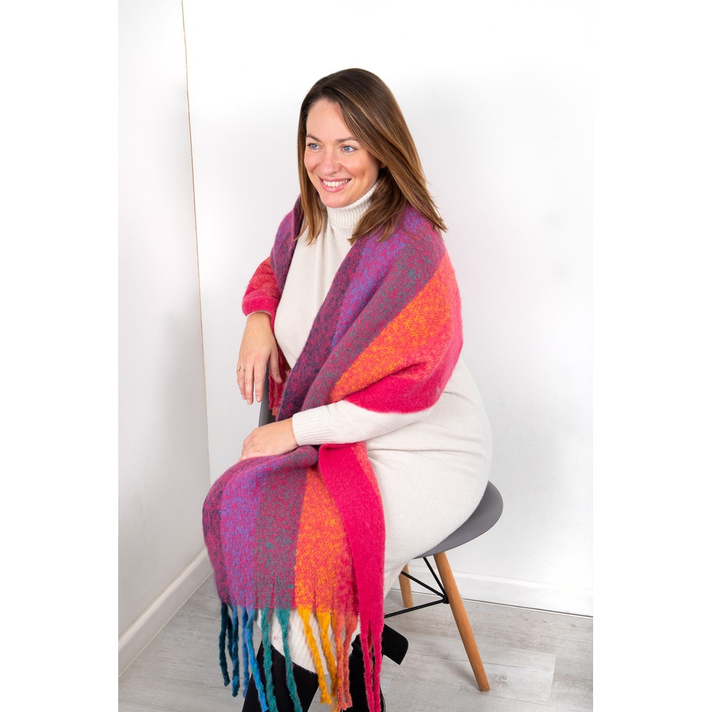 Amazing Woman Paige E Ivory Polo Neck Dress in Ivory