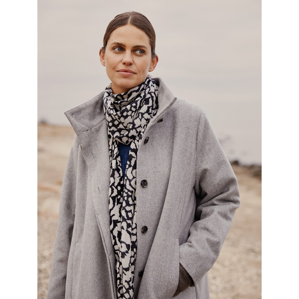 Masai Clothing MaAlong Monochrome Print Scarf in Black